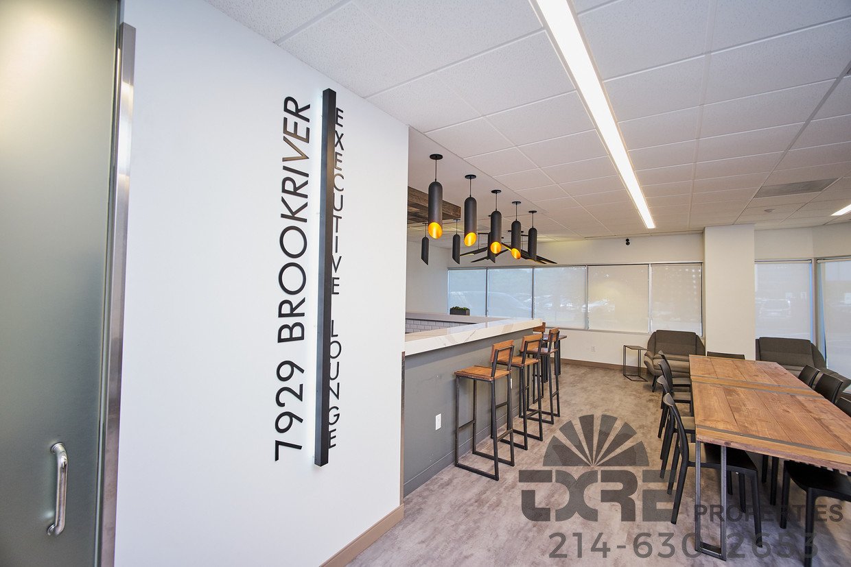 7929 Brookriver Dr | Class B Commercial Office Space Dallas, Texas